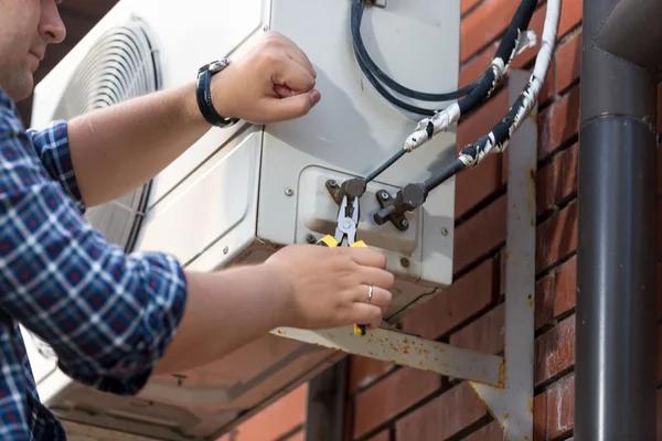 What to Expect from a Professional AC Repair Des Moines Visit – Muni Guarco